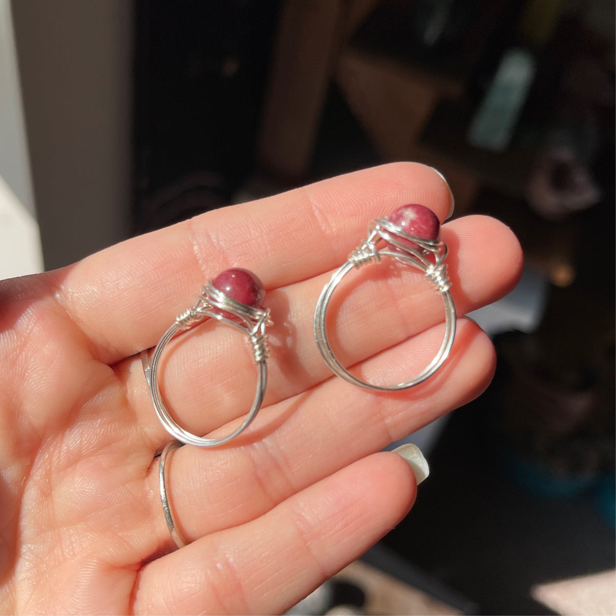 Thulite Wire Wrapped Ring – Cosmic Geology Crystals